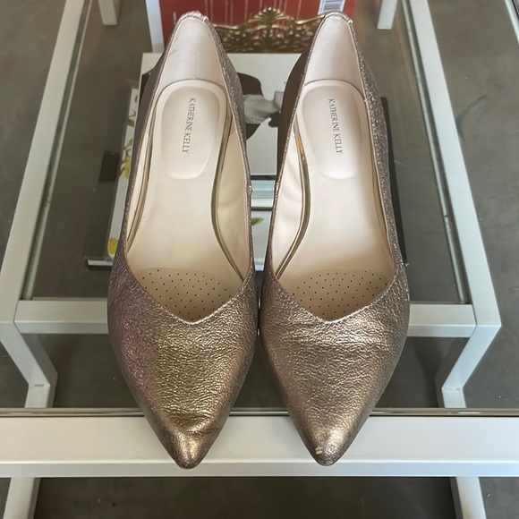 Katherine Kelly | Shoes | Katherine Kelly Womans Flats | Poshmark